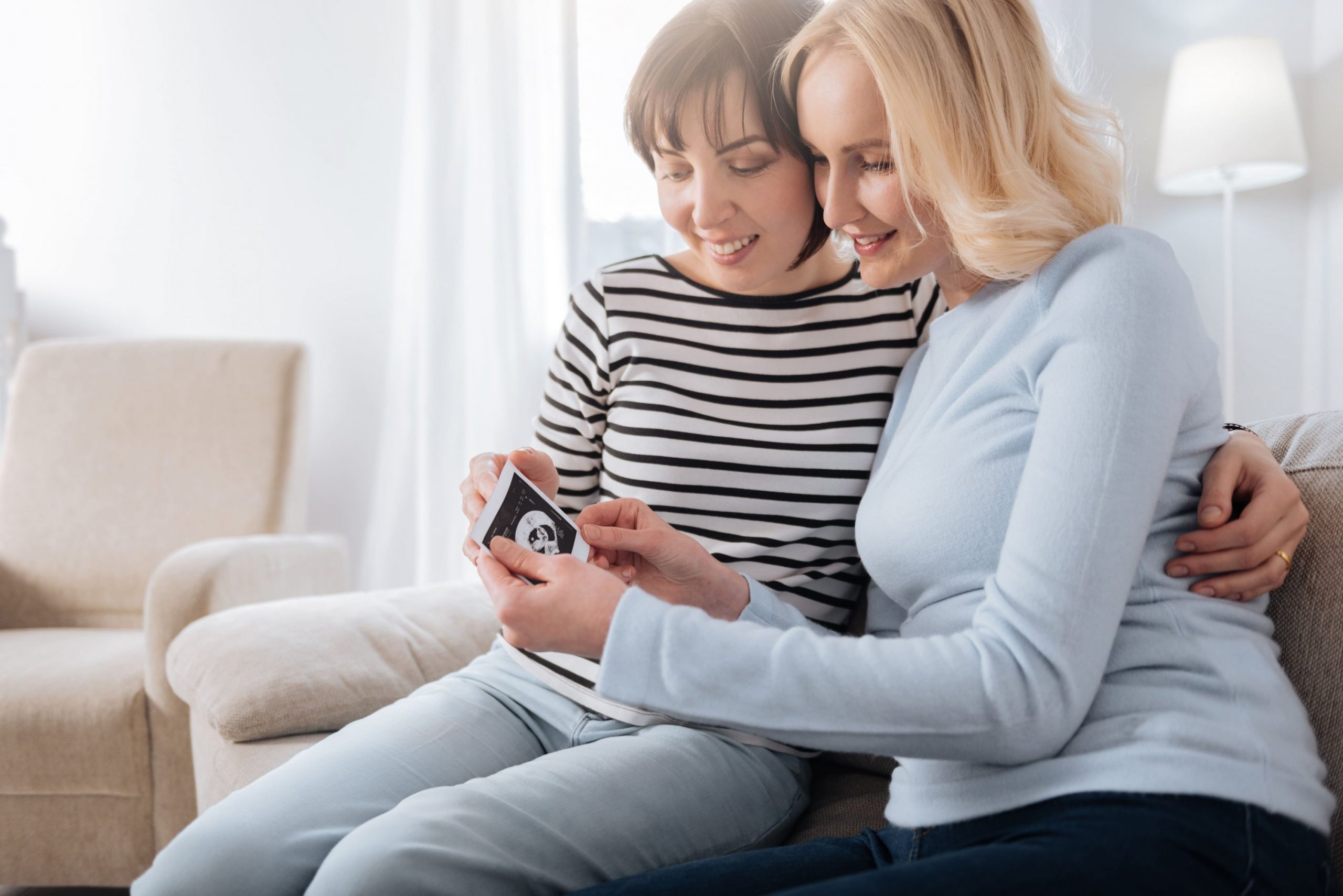 Reproducción asistida para parejas de mujeres: todo lo que IVF-Life te ...